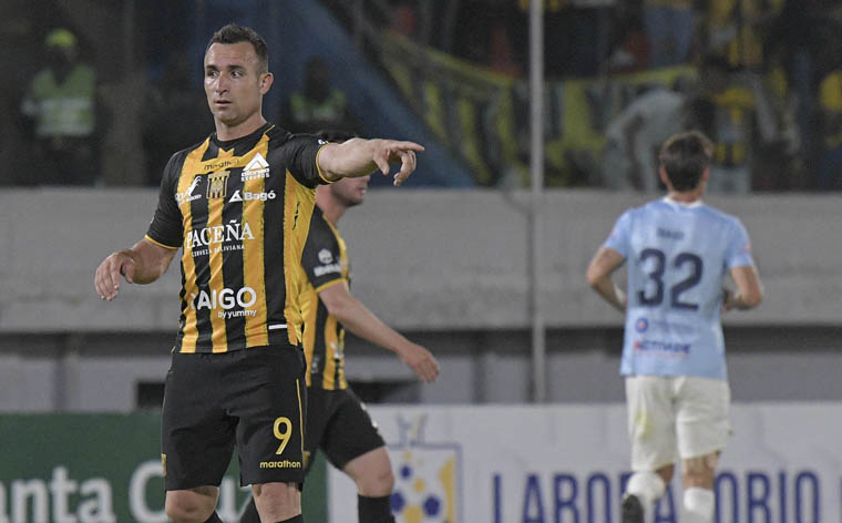 Continúa como líder - EL DERRIBADOR